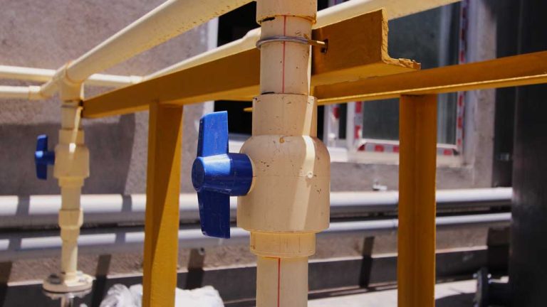 Dampak Salah Memilih Pipa Air Bersih dan Tips Menghindarinya ...